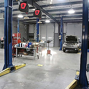 Retractable Extension Cord Reel, 50 FT Heavy Duty Industrial 14AWG/3C Power Cord, Outdoor Electrical Cord with 3 Grounded Outlets Lighted Triple Tap