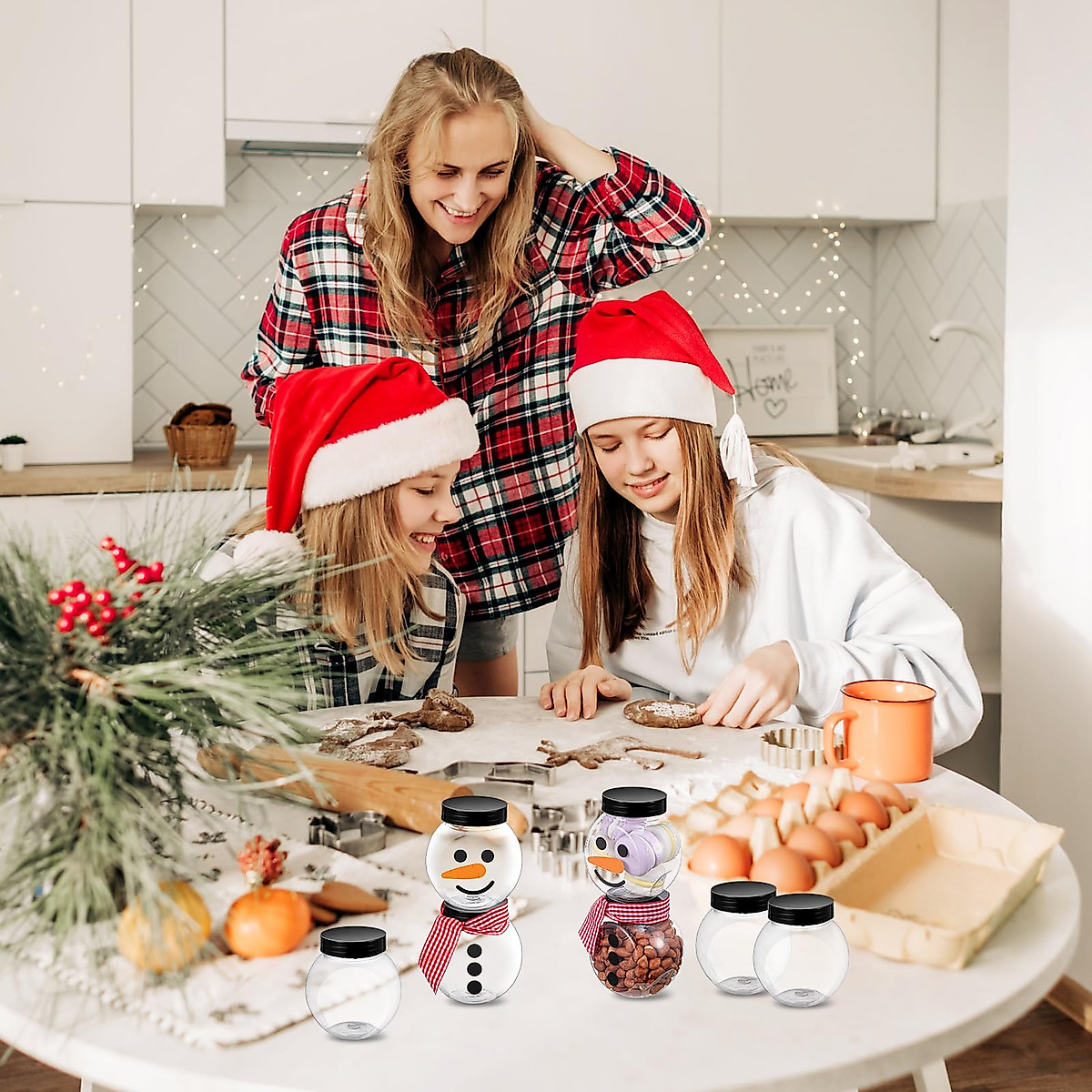 Jingmore 36 Pcs Plastic Candy Jars for Christmas Party Favors Snowman Christmas Candy Jars with Lids Clear Xmas Cookie Jar Container Chocolate Storage Jar with Stickers, Ribbon for Marshmallow Gift