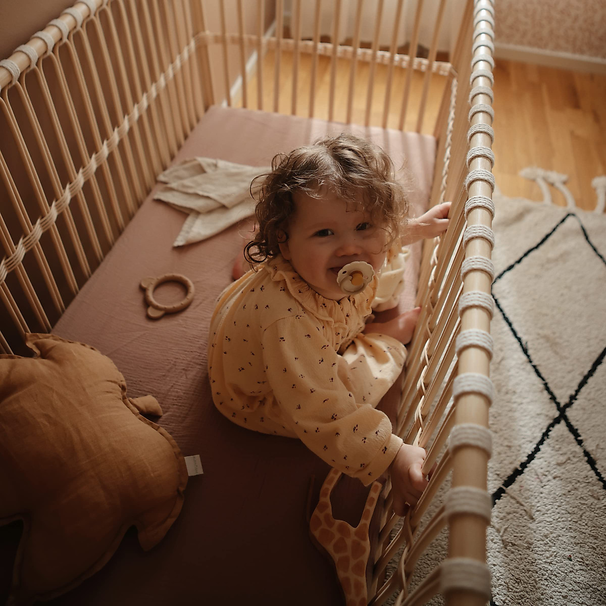 mushie Extra Soft Muslin Fitted Crib Sheet | 192 Thread Count | 28"x 52"(Natural)