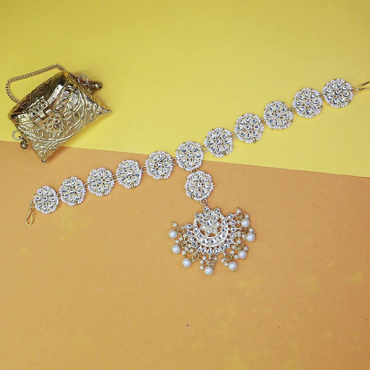 I Jewels 18k Gold Plated Indian Wedding Bollywood Floral Kundan Pearl Studded Rajasthani Sheeshphool/Mathapatti for Women (T2066W)