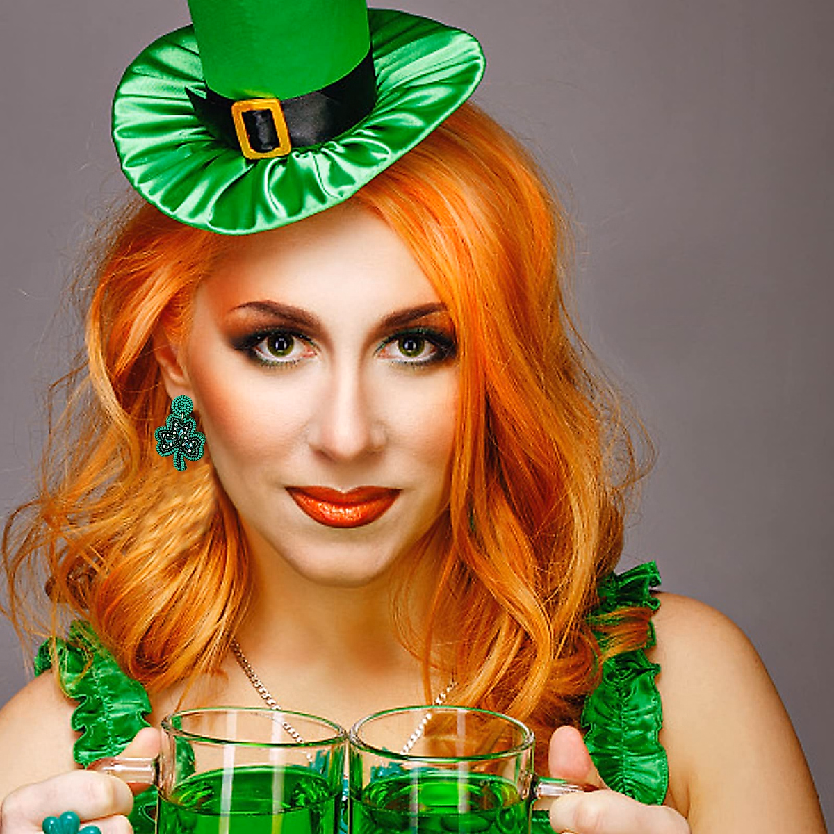 St. Patrick's Day Earrings Green Lucky Clover Earrings Beaded Shamrock Dangle Earrings Handmade Leaf Drop Dangle Earring Irish Holiday Jewelry Gift for Women