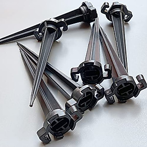 Christmas Light Stakes, 5 Inch Yard Lawn Stakes, 110 Pieces C7 and C9 Light Stake for Christmas Decorations Outdoor Garden Patio Path