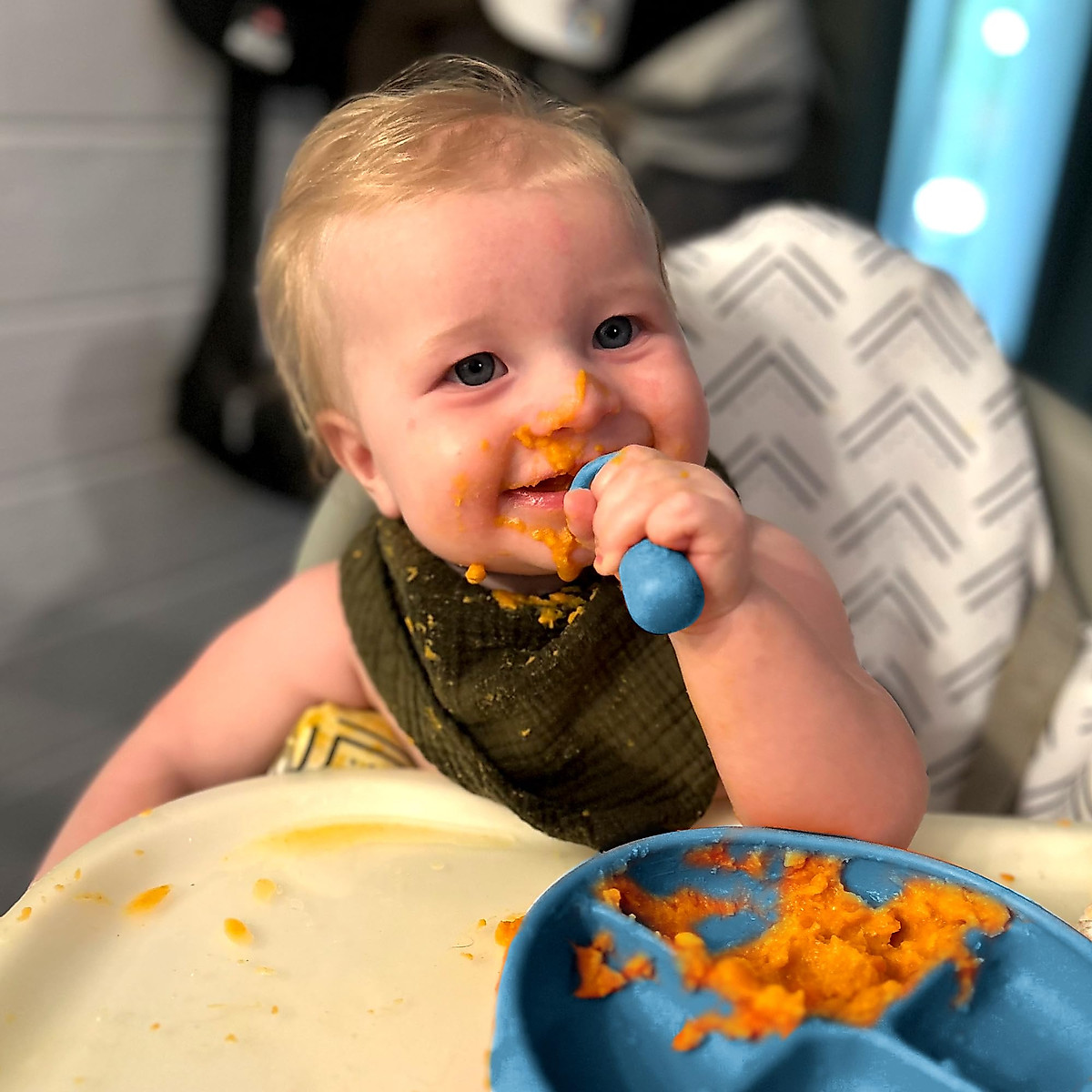 TalkTools Itsy Tiny Silicone Spoons – Twin Pack Soft Silicone Self-Feeding Training Spoons for Kids & Toddlers, Anti-Choking Flange Guard and Non-Slip Handle (Ocean)