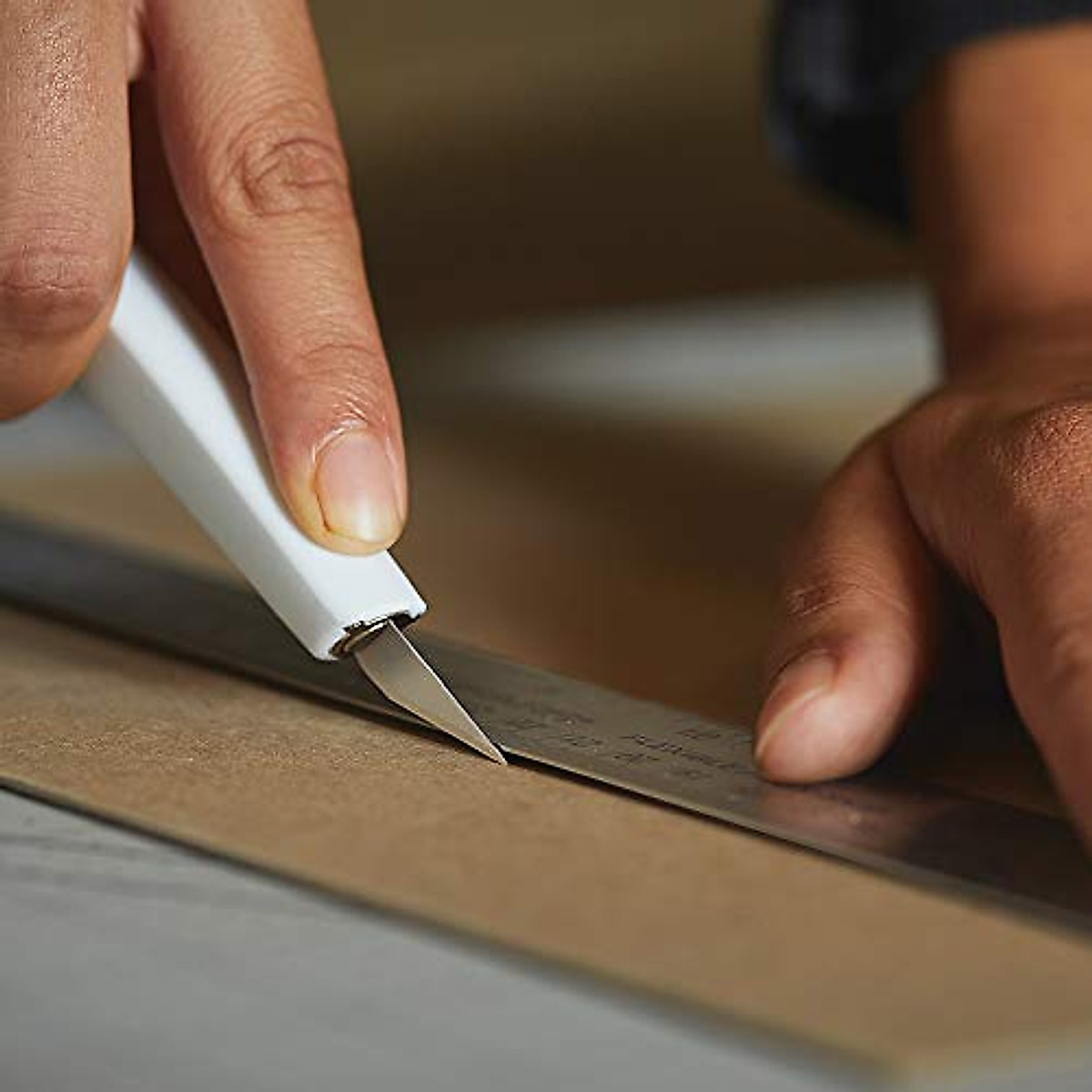 Fiskars Heavy Duty Die Cast, Exacto, 8 Inch, Precision Knife for Crafts, Multi Use Blade with Protective Cover, Steel & 196010-1006 Standard Number 11 Blades, 5 Pack, Orange