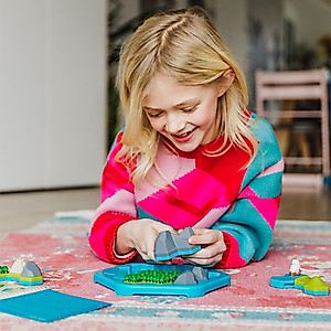 SmartGames Treasure Island Deduction Games Featuring 80 Challenges for Ages 8 - Adult