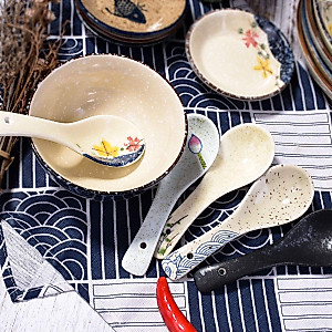 Japanese Soup Spoons Set of 5, Delicate Ceramic Spoon Asian Spoons Suitable for Soup, Gravy, Cake, Ramen, Pho, Oatmeal, Chaos, Dumplings,Salad, As A Good Gift
