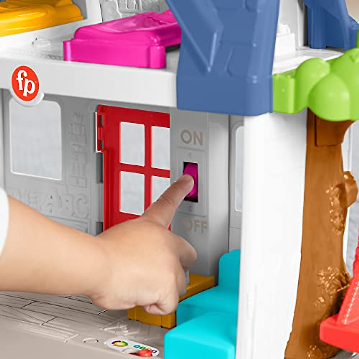 Fisher-Price Little People Toddler Play House with Lights Music & Smart Stages Learning Content, 2 Figures 6 Play Pieces, UK English Version, HCJ66