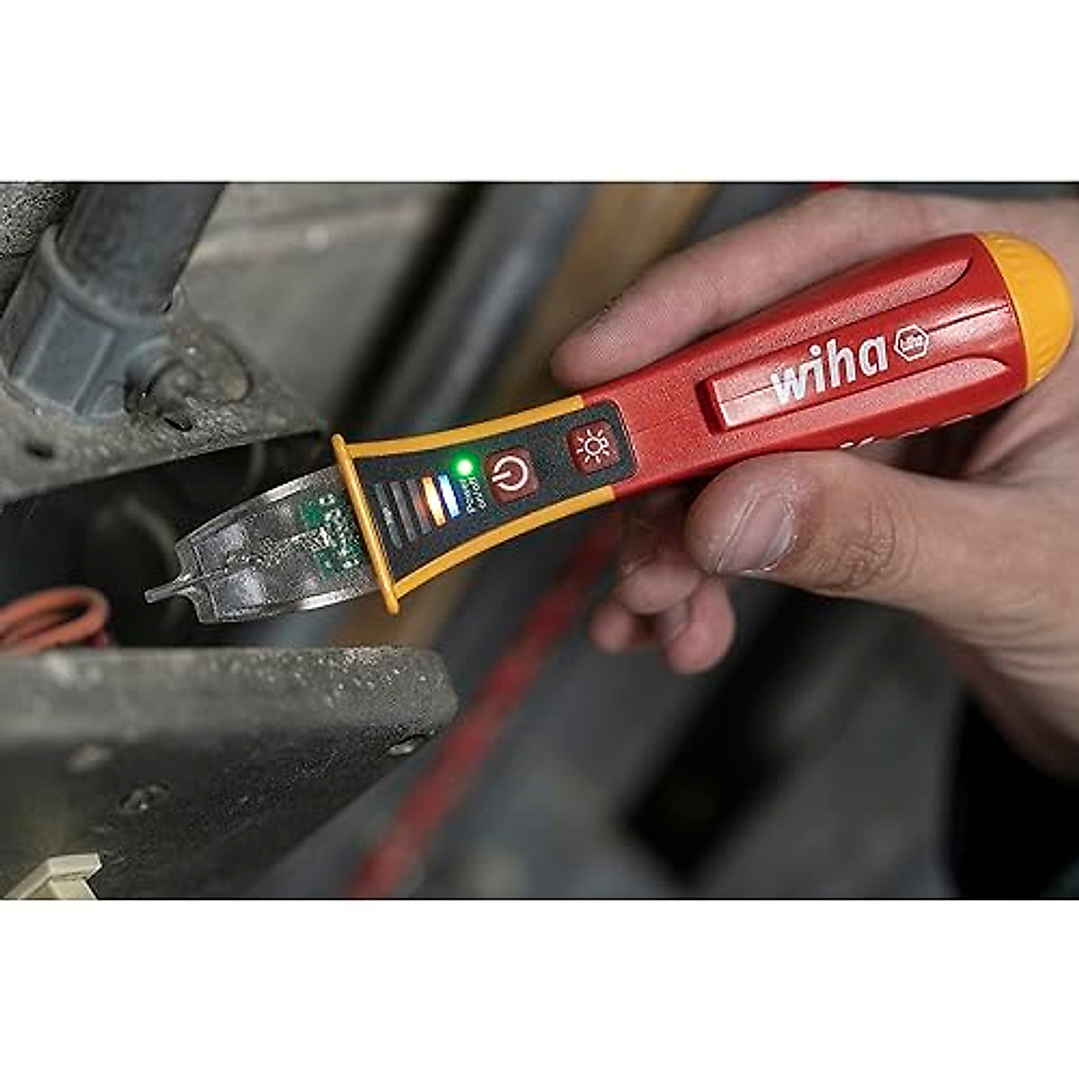 Wiha Non-Contact Voltage Tester Category IV 12-1000V AC with Flash Light - 25506, Red