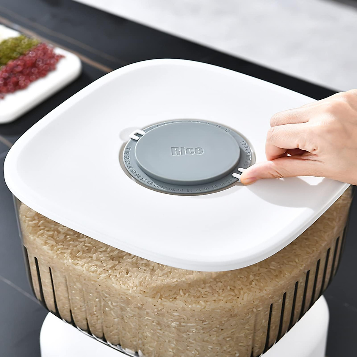 HOMHOLDON 10-15 Lbs Rice Dispenser,Large Grain Storage Container with Rice Cup Food Dispenser Kitchen Organizer for Rice,Beans,Grains,Cereal Dry Food,Small Pantry Food (Square)