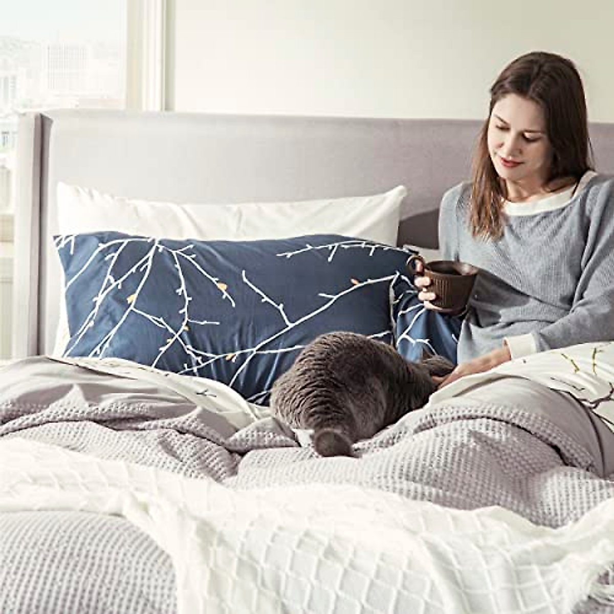 Bedsure Twin Comforter Set - Twin Bed Set 5 Pieces, Reversible Navy Blue Bed in a Bag Tree Branch Pattern Printed with Comforter Twin Size, Sheets, Pillowcase & Sham