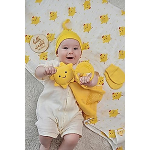 Baby Gift Box Muslin Swaddle Blanket Set with Silicone Teether and Accessories - Perfect for Newborn Girls and Boys - Cute and Elegant Packaging - 6 Pieces in a Box