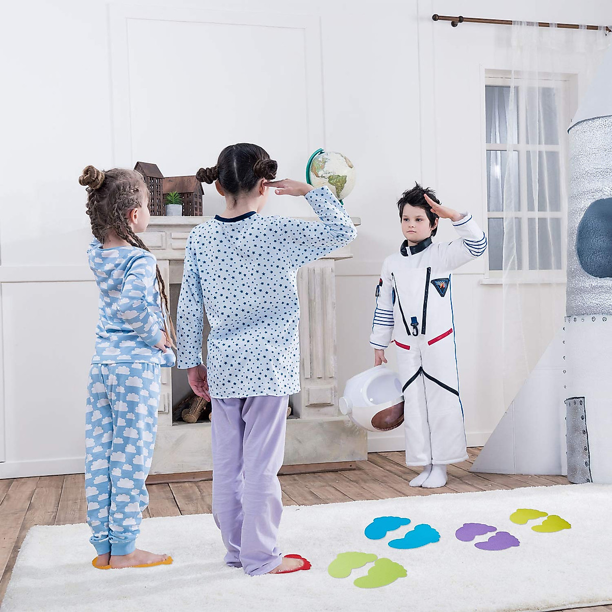 Outus 48 Pieces Carpet Feet Spots, Sit Foot Spots, Line up Spots for Classroom Floor, Carpet Markers for Teacher Supplies Classroom Rug, School Decoration (Classic)