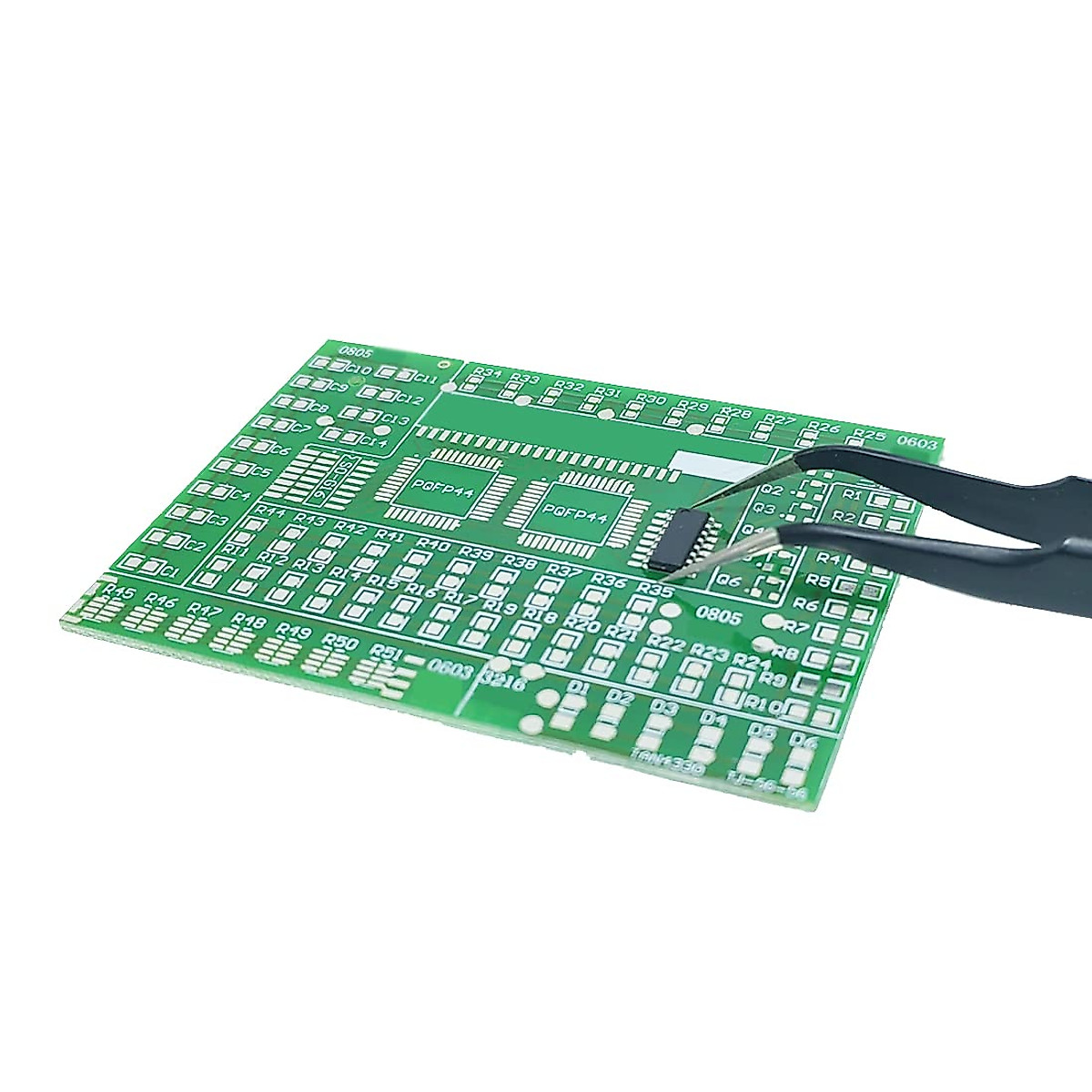 Gikfun DIY SMD/SMT Components Practice Board Soldering Skill Training Kit AE1173