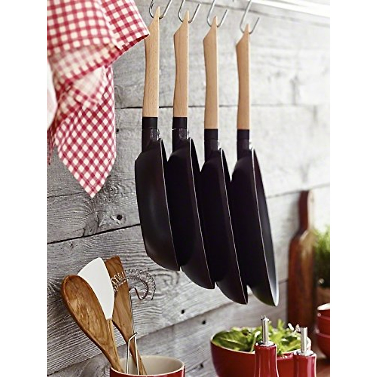 STAUB Frying Pan with Wooden Handle Diameter 20 cm,Black