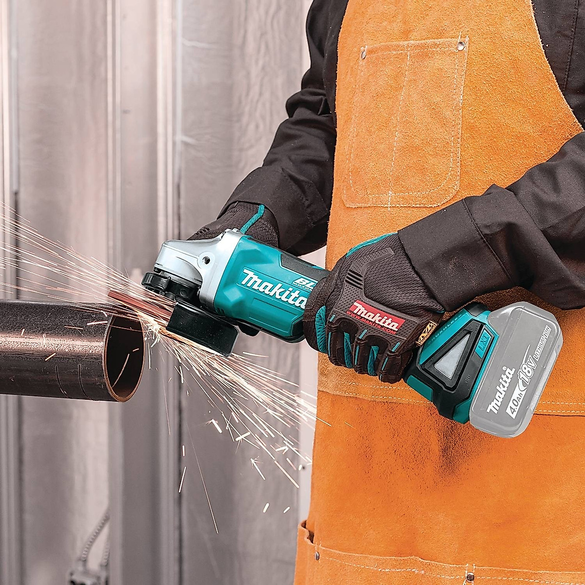 Makita XAG10Z 18V LXT® Lithium-Ion Brushless Cordless 4-1/2" Paddle Switch Cut-Off/Angle Grinder, with Electric Brake, Tool Only