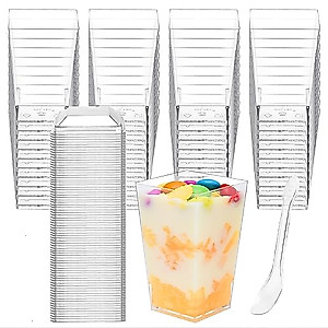 Monrocco 50 Pack 5 oz Plastic Dessert Cups with Lids and Spoons, Mini Parfait Cups with Lids Pudding Cups for Party, Clear Mini Dessert Cups with Spoons Yogurt Dessert Shooter Cups for Pudding