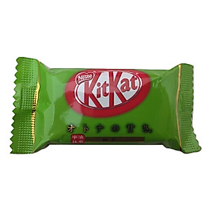 30 Japanese Kit Kat & Tirol Variety Pack Assortment (BOX)