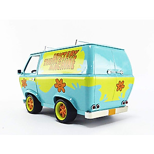 Jada 1:24 Diecast Mystery Machine with Scooby