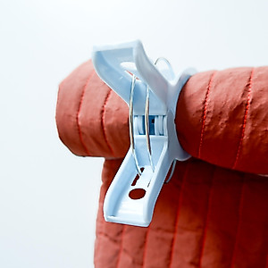 Madam Sew Jumbo Quilting Clamps | 6 Extra Large Clips for Sewing, Binding and Crafting Projects | 5 inch Wide Opening Keeps Fabric in Place