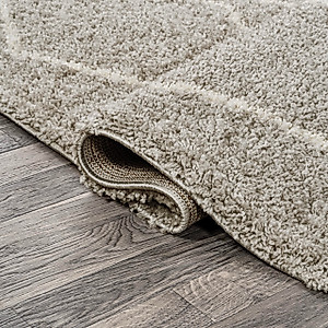 JONATHAN Y MOH405B-5 Catala Moroccan Diamond Shag Area Rug, Contemporary,Farmhouse, Mid-Century for Bedroom, Kitchen, Living Room, Easy-Cleaning, Gray/Ivory, 5 ft. x 8 ft.