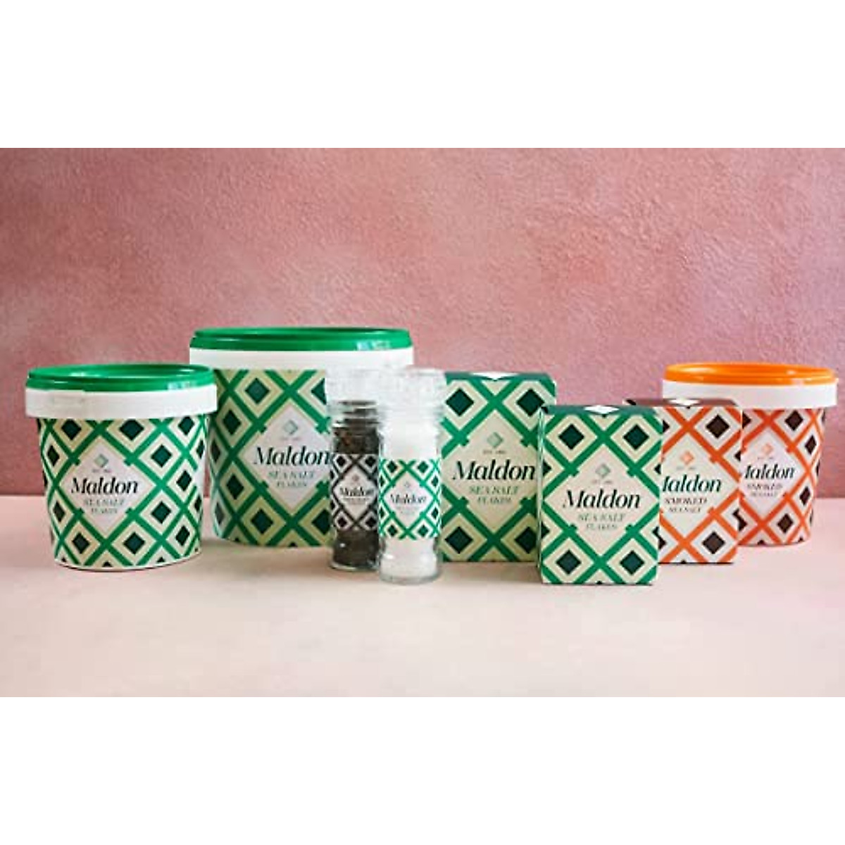 Maldon Salt, Sea Salt Flakes, 20 oz (570 g), Resealable Tub, Kosher, Natural, Handcrafted, Gourmet, Pyramid Crystals