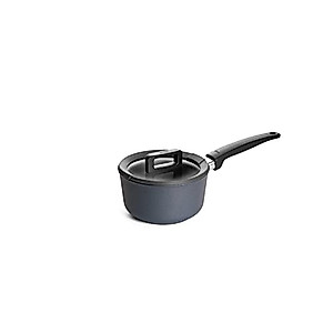 Woll Concept Plus Cast Saucepan with Lid and Sturdy Handle / 9 cm Deep / 18 cm Diameter / 2 Litres / Suitable for Induction Cookers