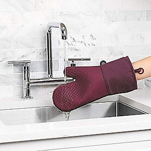 OXO Good Grips Silicone Oven Mitt & Pot Holder Set