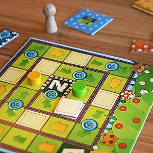 Patchwork Express Board Game - Fast-Paced Two-Player Quilting Strategy Game! Interactive Puzzle Game for Kids & Adults, Ages 6+, 2 Players, 20 Minute Playtime, Made by Lookout Games
