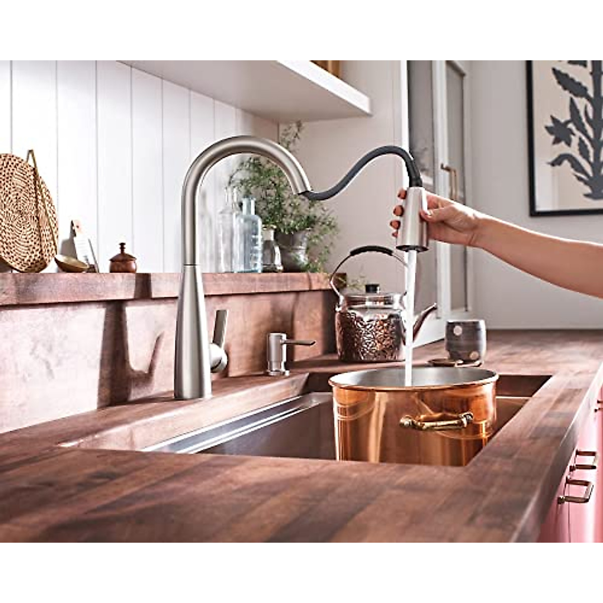 Moen Haelyn Spot Resist Stainless Single-Handle Pull-Down Sprayer Kitchen Faucet Featuring Power Boost for a Faster Clean, Soap Dispenser Included, 87627SRS