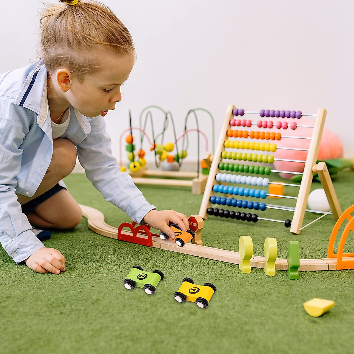 Sotiff 8 Pieces Wooden Mini Car Wood Race Car Track Ramp Replacement Toy Vehicle Play Sets for Toddlers Party Gift