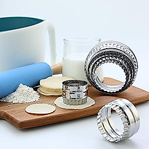 SurgeHai Fluted Cookie Cutters- Round Biscuit Cutters Set of 6 Pieces, Double Sided Fluted and Plain Edge Cookie Cutters, Stainless Steel