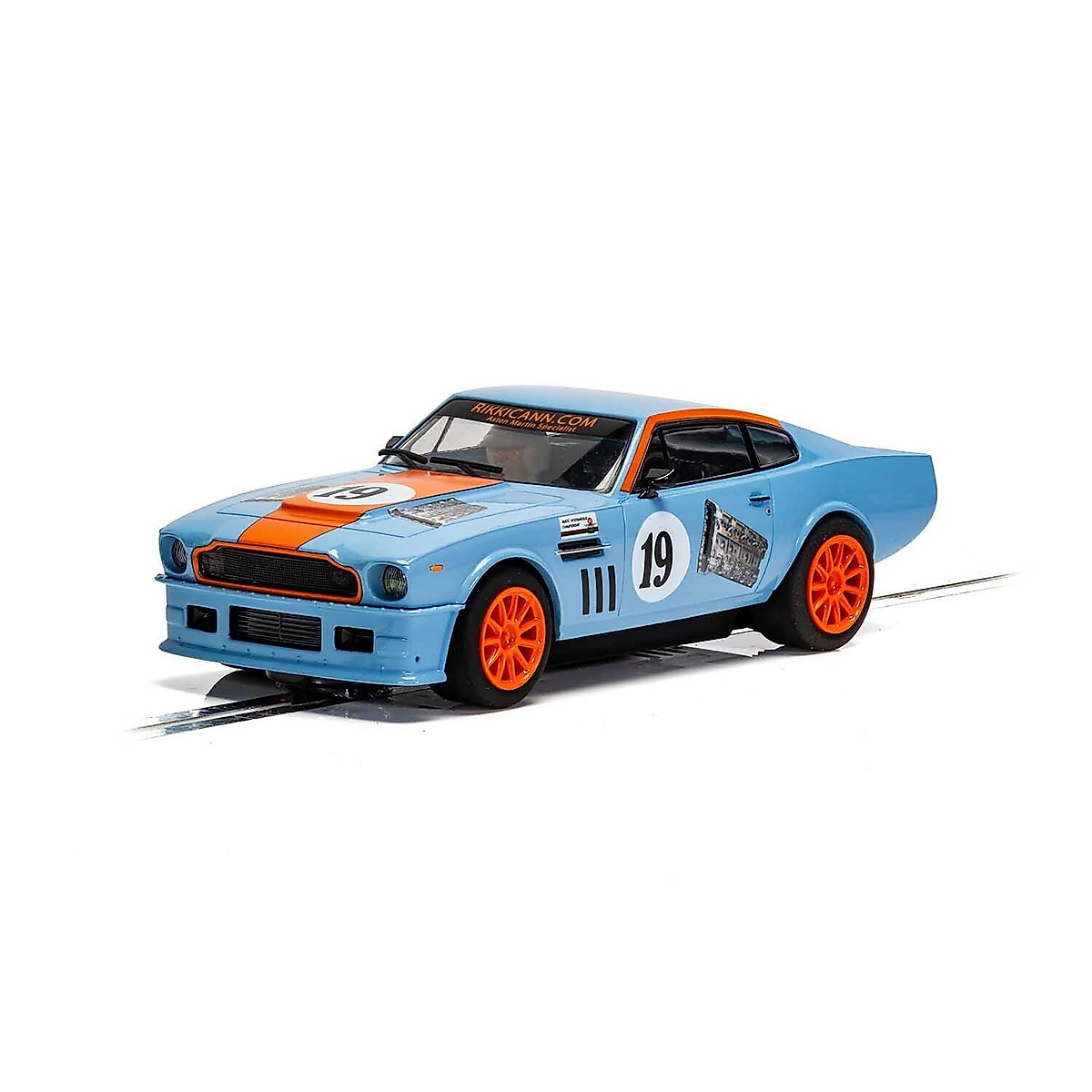 Scalextric Aston Martin V8 Gulf #19 Rikki Cann Racing 1:32 Slot Race Car C4209, Light Blue & Orange