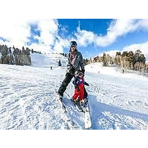 QOGIR Ski Harness for Kids: Learn to Ski Safely and Teach Your Child The Speed Control of Skiing and Snowboarding, Ski Snowboard Harness Trainer with Mini Backpack and Adjustable Seat Harness