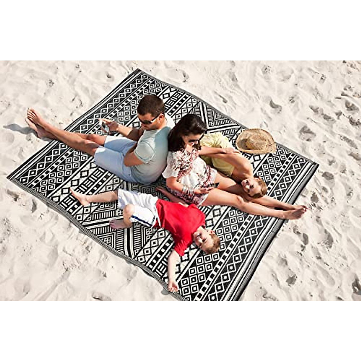 Beverly Rug Aztec Outdoor Rugs 8x10 Waterproof Boho Reversible Plastic Straw Rug Bohemian Outdoor Carpet, Outside Mat for Patio, Camping, Picnic, Porch, Deck, RV, Beach, Pool, Black and White, Texas