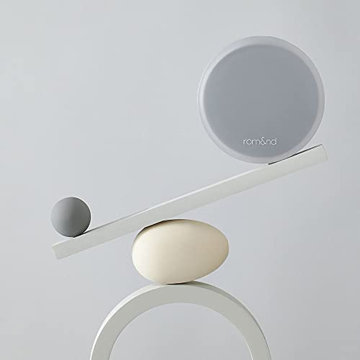 Rom&nd Nu Zero Cushion (05 Sand 25) Long Lasting, High Coverage, Semi Matte Finish, Flawless Complexion Without Cakey Face, Makeup Base and Fixer, Thinly Layered, Korean Cushion Foundation