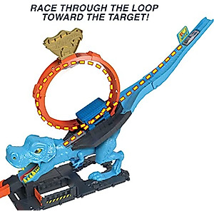 Hot Wheels Toy Car Track Set City T-Rex Chomp Down with 1:64 Scale Car, Knock Out the Giant Dinosaur with Stunts