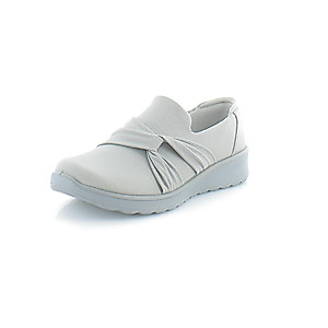 BZees Women's Glimmer Slip-Ons Loafer, Silver Smoke Shimmer, 7.5 Wide