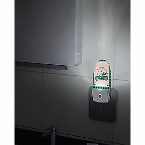 St. Patrick's Day Night Light, LED Plug in Night Light, Black and Green Checkered Board Truck Lucky Clover on Wood Night Lights with Dusk to Dawn Sensor Kids/Adults Nightlight for Bedroom Bathroom