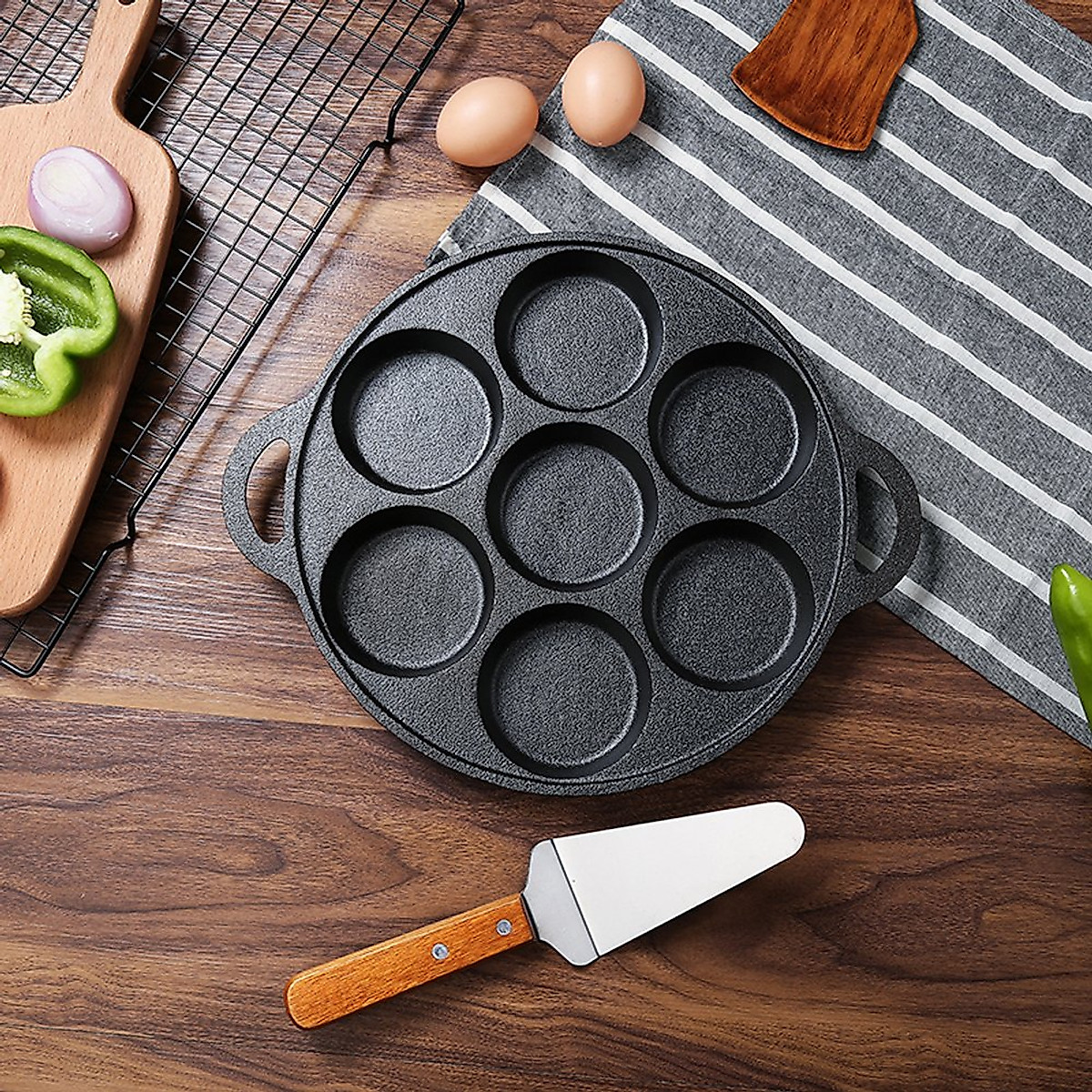 Nadalan Cast Iron Omelette Egg Burger Fried Egg Pot Pancake Pan With 7-Mold Design 32cm Diameter