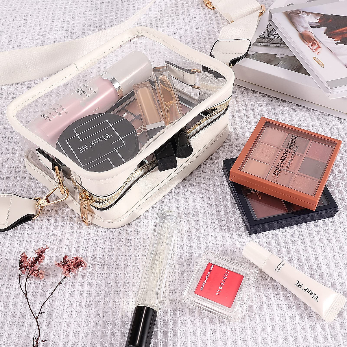 Clear Purse for Women Clear Crossbody Bag Stadium Approved Small Clear Hangdbag Cute Clutch Purse for Sports Concert Aesthetic Christmas Gift for Women Girls