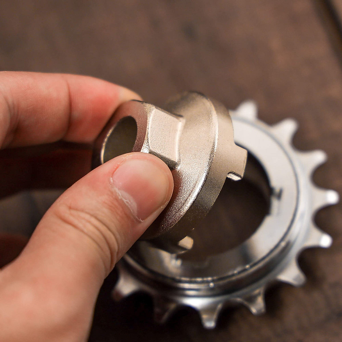 BIKEHAND YC-402 Bike Bicycle BMX Single Speed 4 Notch Freewheel Cassette Install Remover Removal Tool