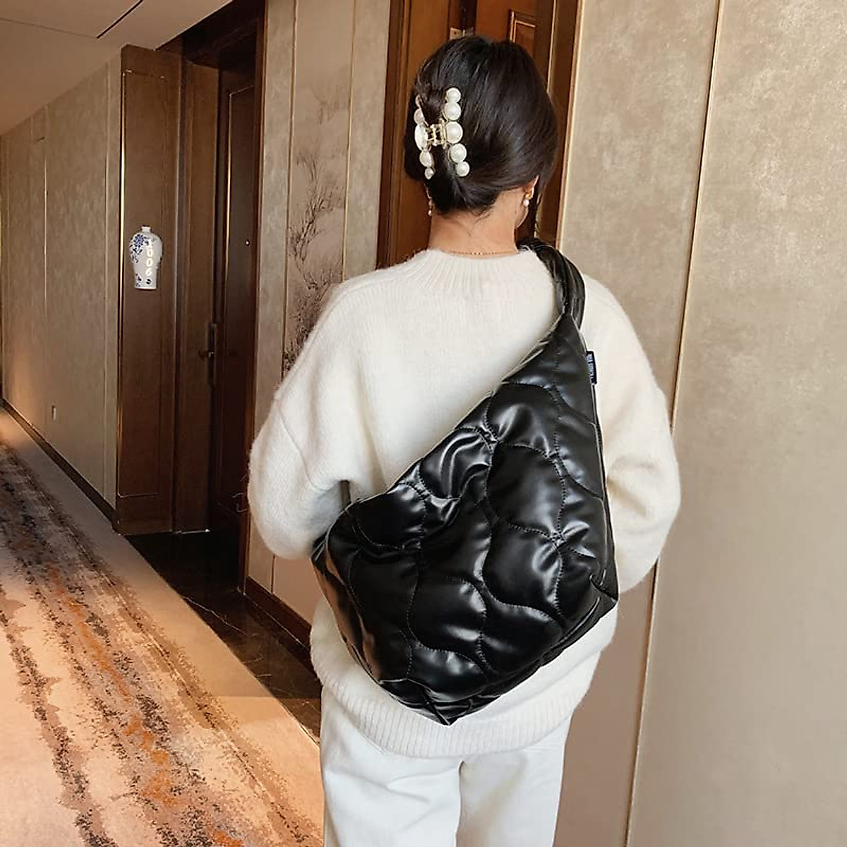 Large Puffy Tote Bag for Women, Lightweight Quilted Cotton Padded Puffy Shoulder Bag, Down Designer Handbag Crossbody Bag (Black)