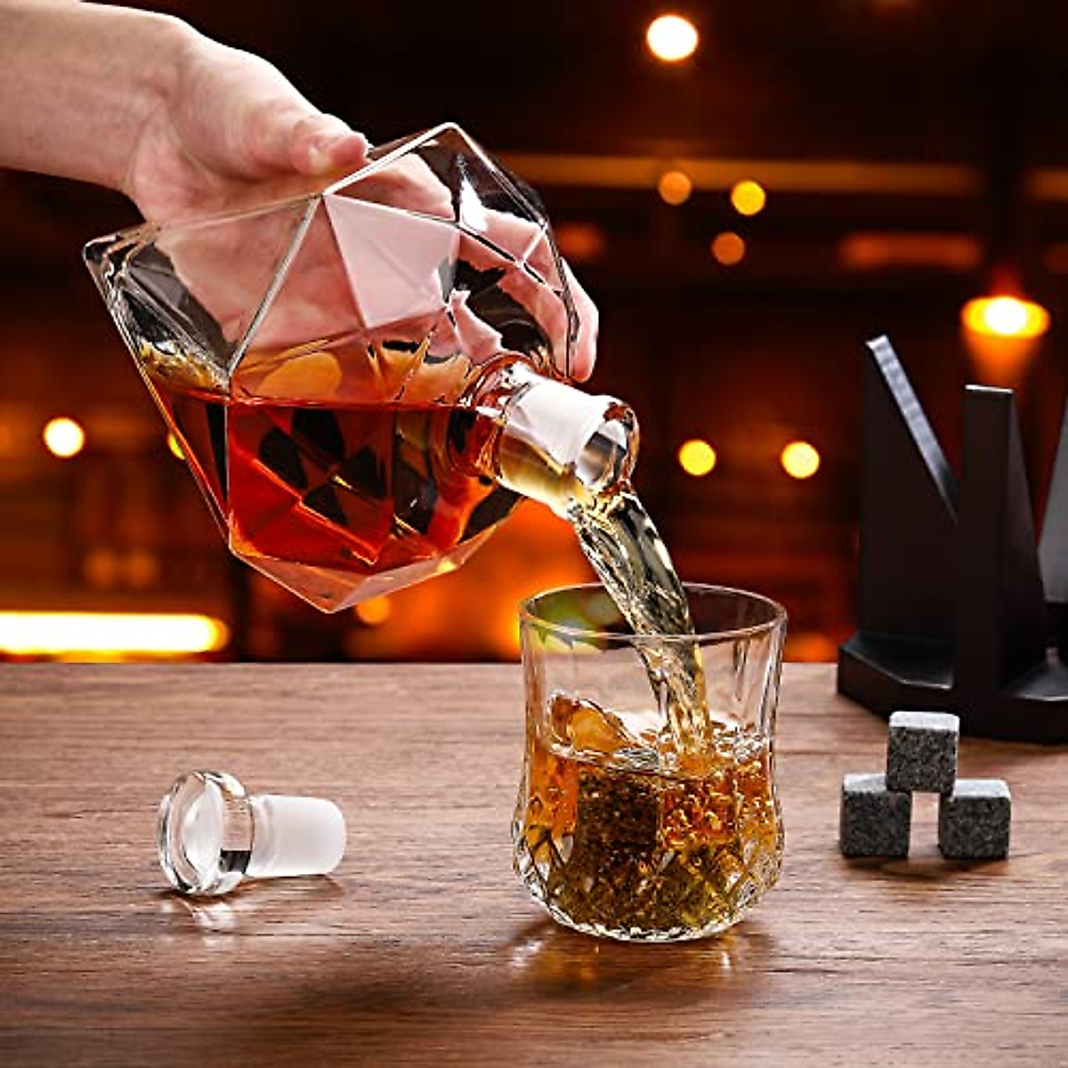 Whiskey Decanter, Diamond Decanter, Glass Liquor Decanter with Wooden Holder for Bourbon, Liquor, Rum, Bourbon, Scotch, Great Gifts for Men Glass Decanter with Airtight Stopper - 850ml/27OZ