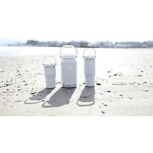 Stanley IceFlow Flip Straw Jug with Handle 64 oz| Twist On Lid and Flip Up Straw | Leak Resistant for Travel and Sports | Insulated Stainless Steel | BPA-Free |Cloud