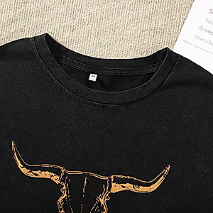 IZYJOY Women's Boho Cow Skull T-Shirt - Vintage Western Rodeo Graphic Tee, Oversized Casual Top (Charcoal Black, Large)