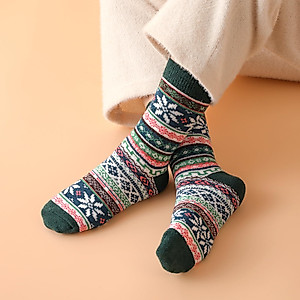 coclothy Women's 5 Pairs Thick Wool Socks, Argyle, Free Size, Cold Weather, Knit, Comfortable, Crew Length, Hiking, Socks