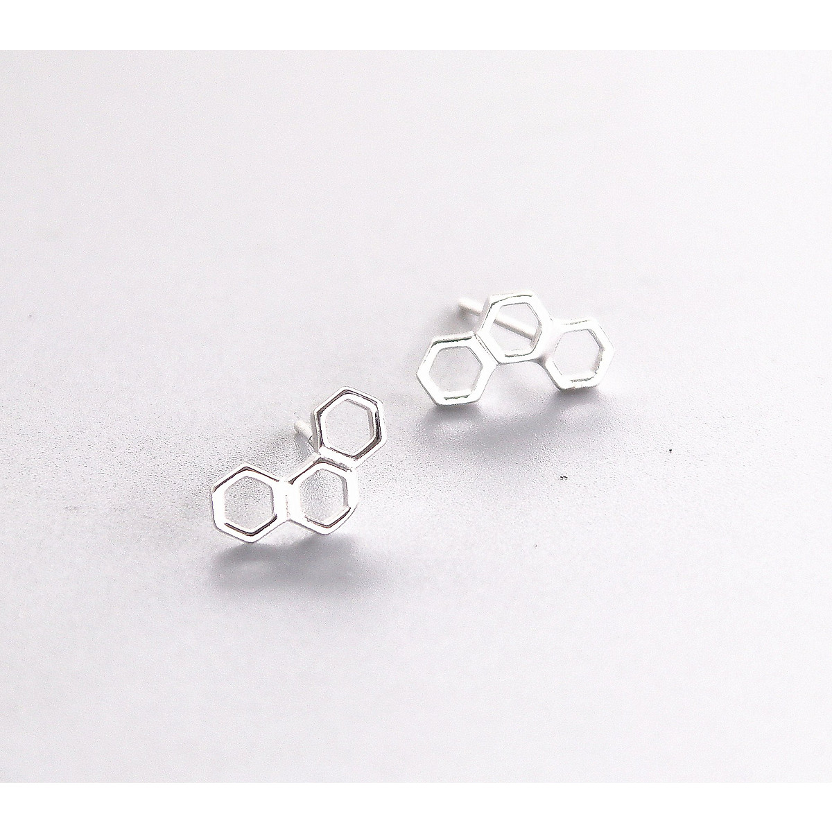 Helen de Lete Lovely Honeycomb Sterling Silver Stud Earrings