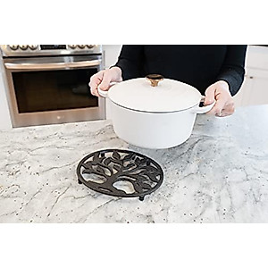 gasaré, Trivet for Hot Dishes, Pots and Pans, Metal Trivet, Tree Roots Oval Design, Cast Iron, Rubber Feet Caps, Ring Hanger, 8¼ x 7 Inches, Brown Finish, 1 Unit