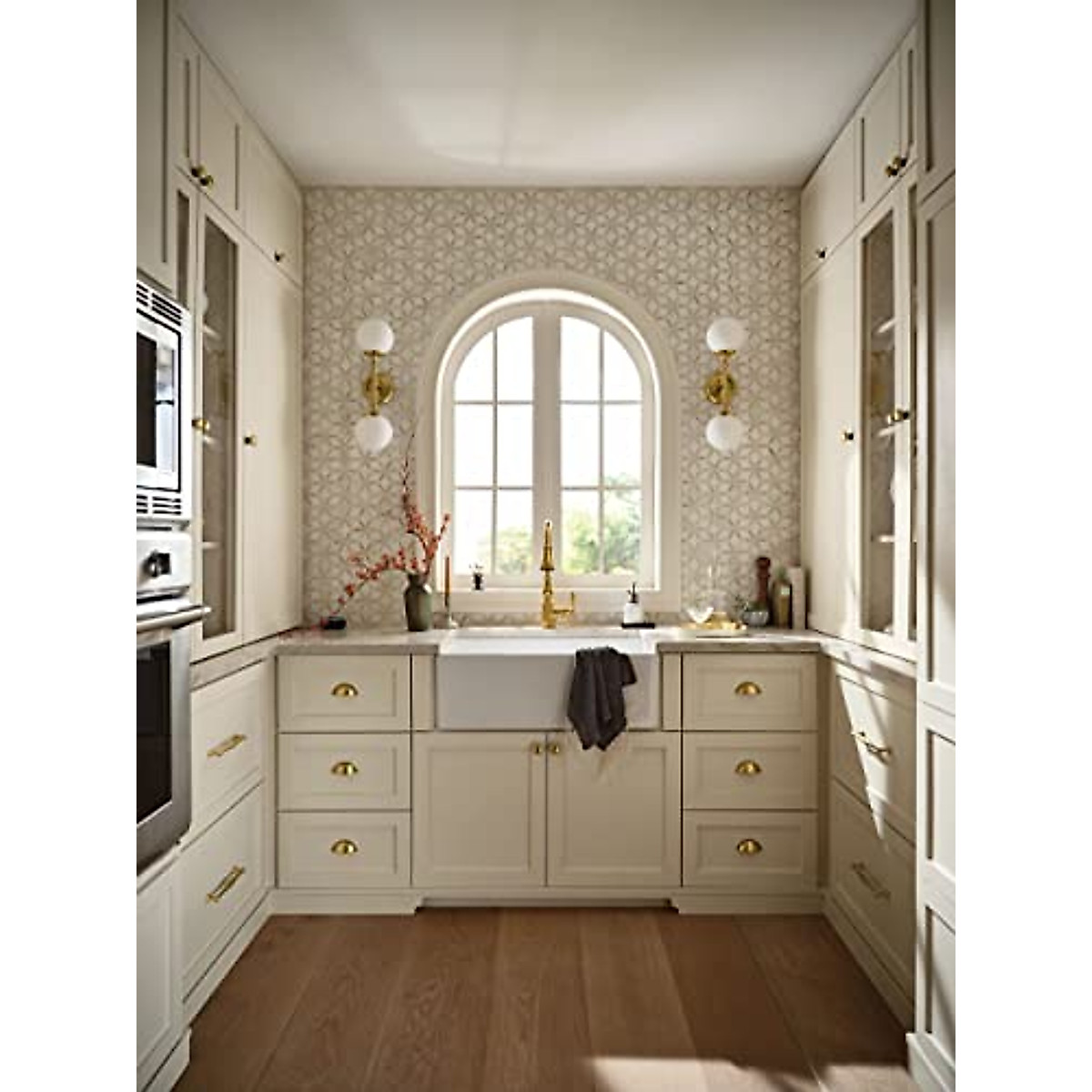 Moen Weymouth Brushed Gold Smart Faucet Touchless Pull Down Sprayer Kitchen Faucet with Voice Control and Power Boost, S73004EVBG