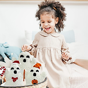 YUNRANZI Ghost Pillow Plush, 12 inch Cute Ghost Halloween Christmas Party Throw Pillows, Stuffed Ghost Shaped Decorative Spooky Pillows Outdoor Home Cushion Decorations (Ghost)